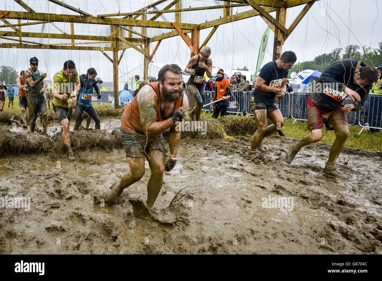 Tough mudder electric hi-res stock photography and images - Alamy