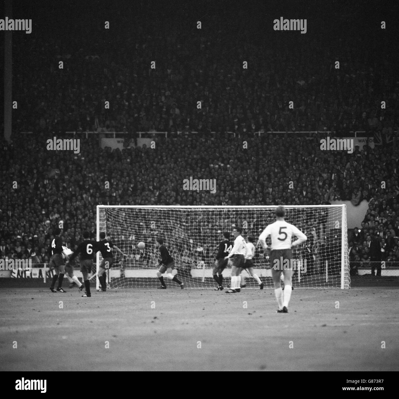 Soccer - FIFA World Cup England 1966 - Group One - England v Mexico ...