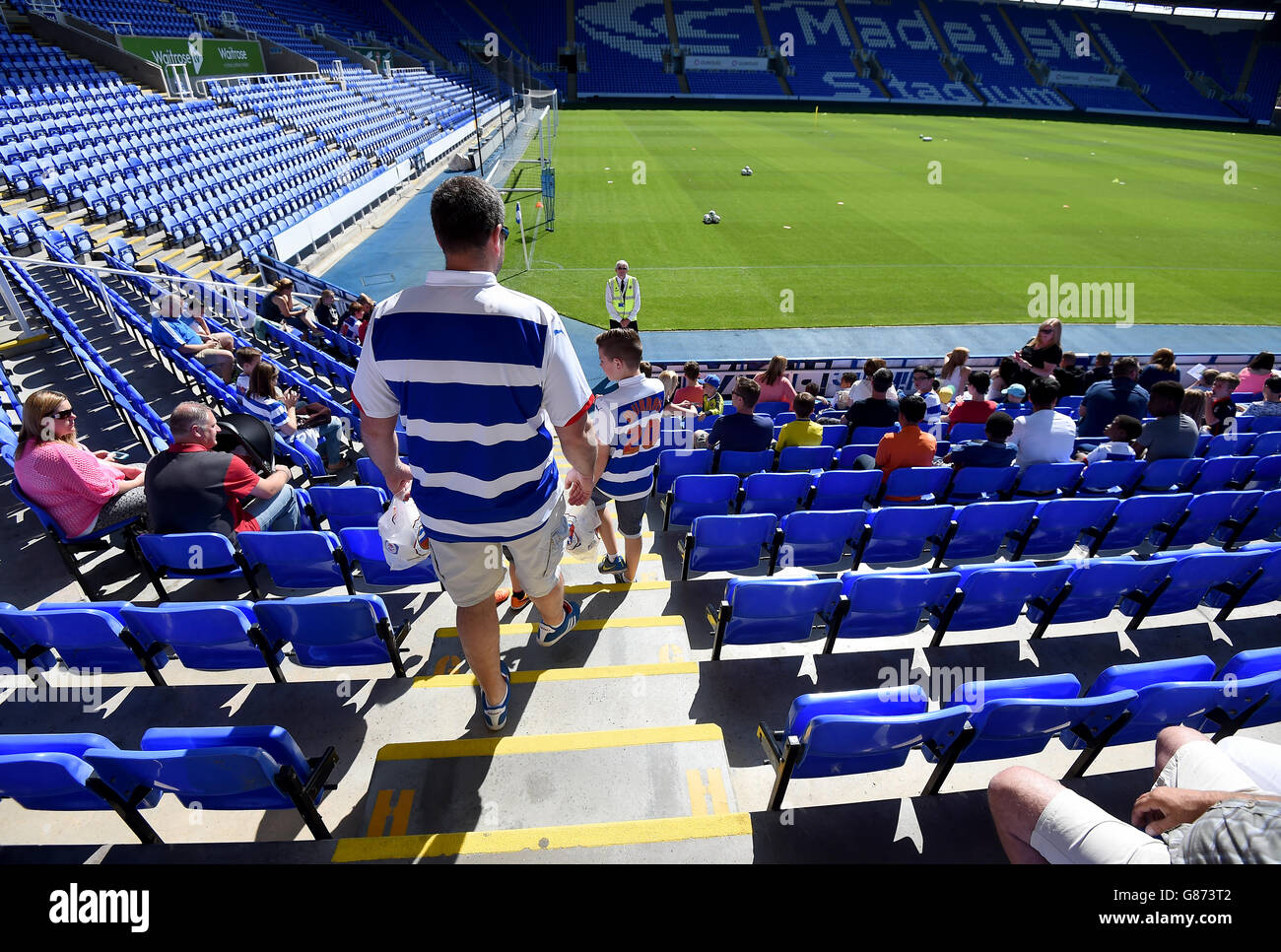 Football readingftp ampics hi-res stock photography and images - Alamy