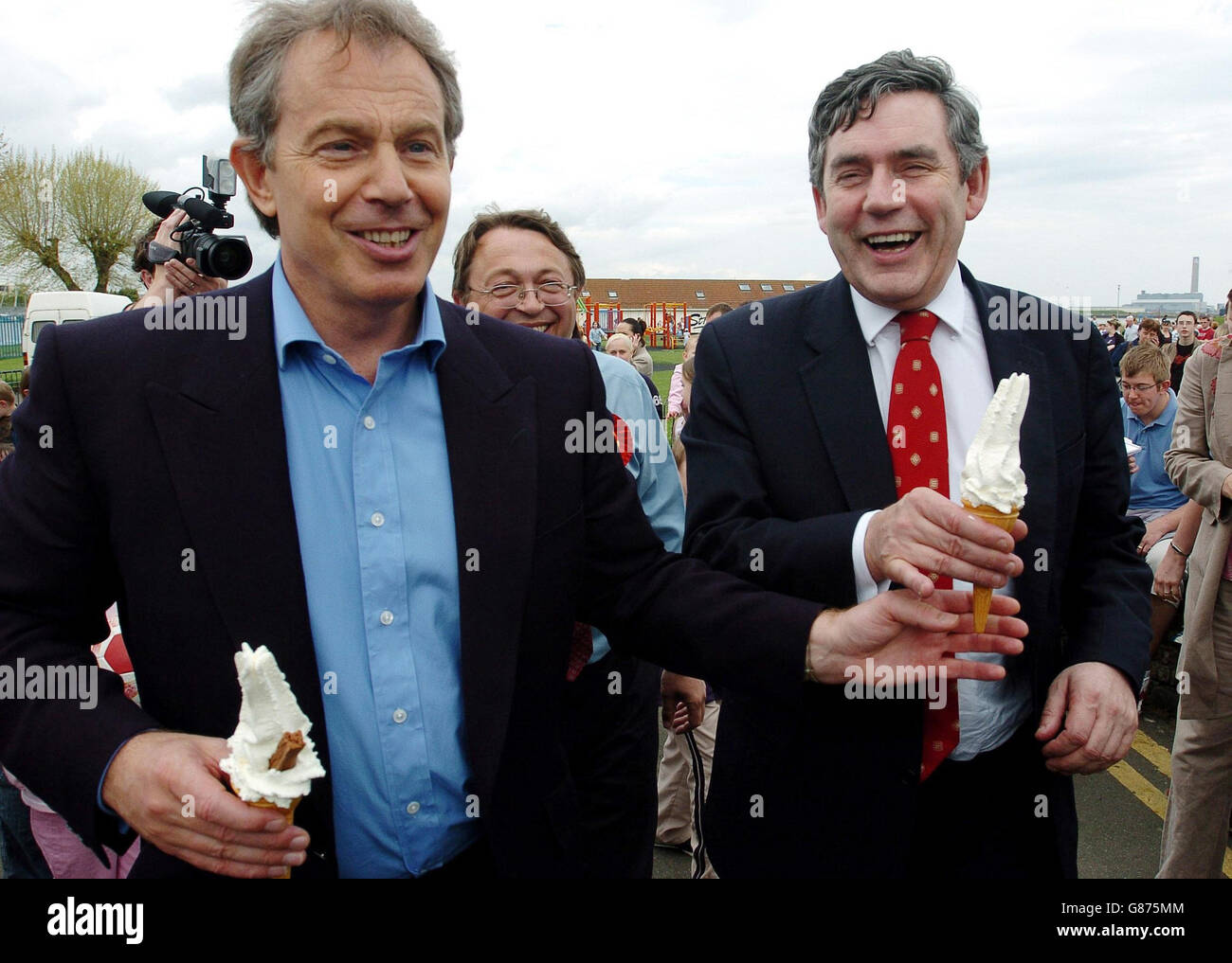 General Election Campaign 2005 - Labour Party - Merton Stock Photo - Alamy