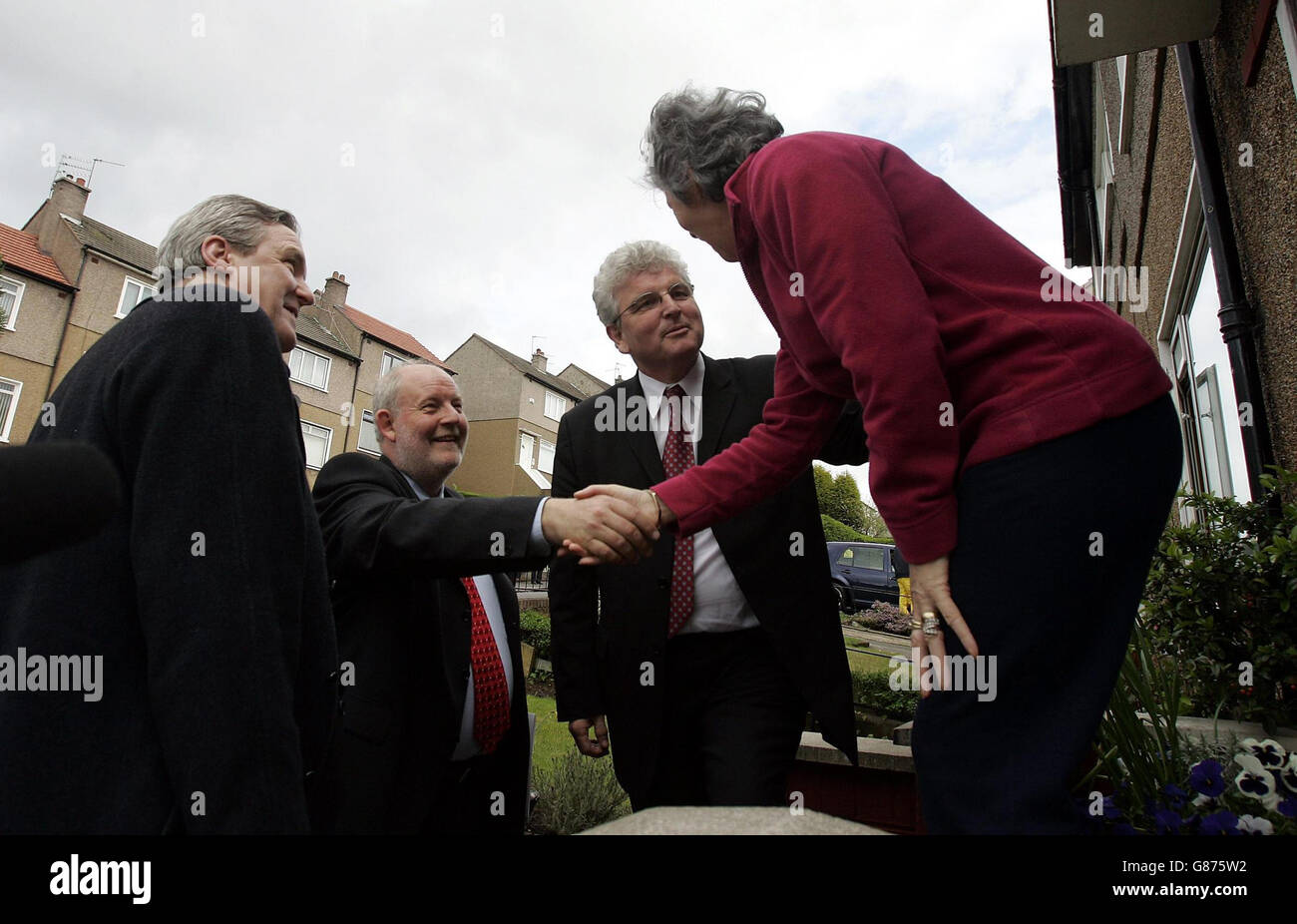 General Election Campaign 2005 - Labour Party - Glasgow Stock Photo - Alamy