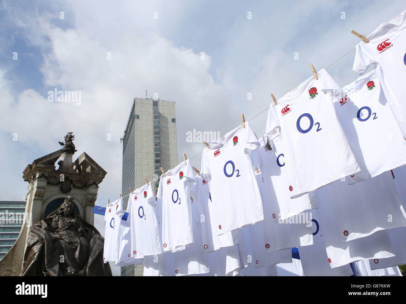 England Rugby #WearTheRose campaign Stock Photo - Alamy