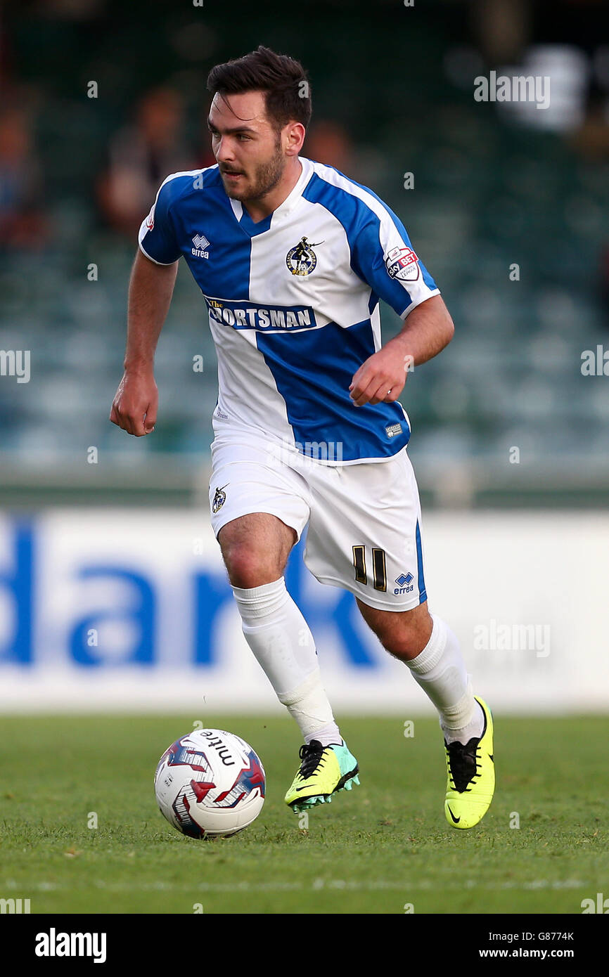 Bristol rovers jake gosling hi-res stock photography and images - Alamy