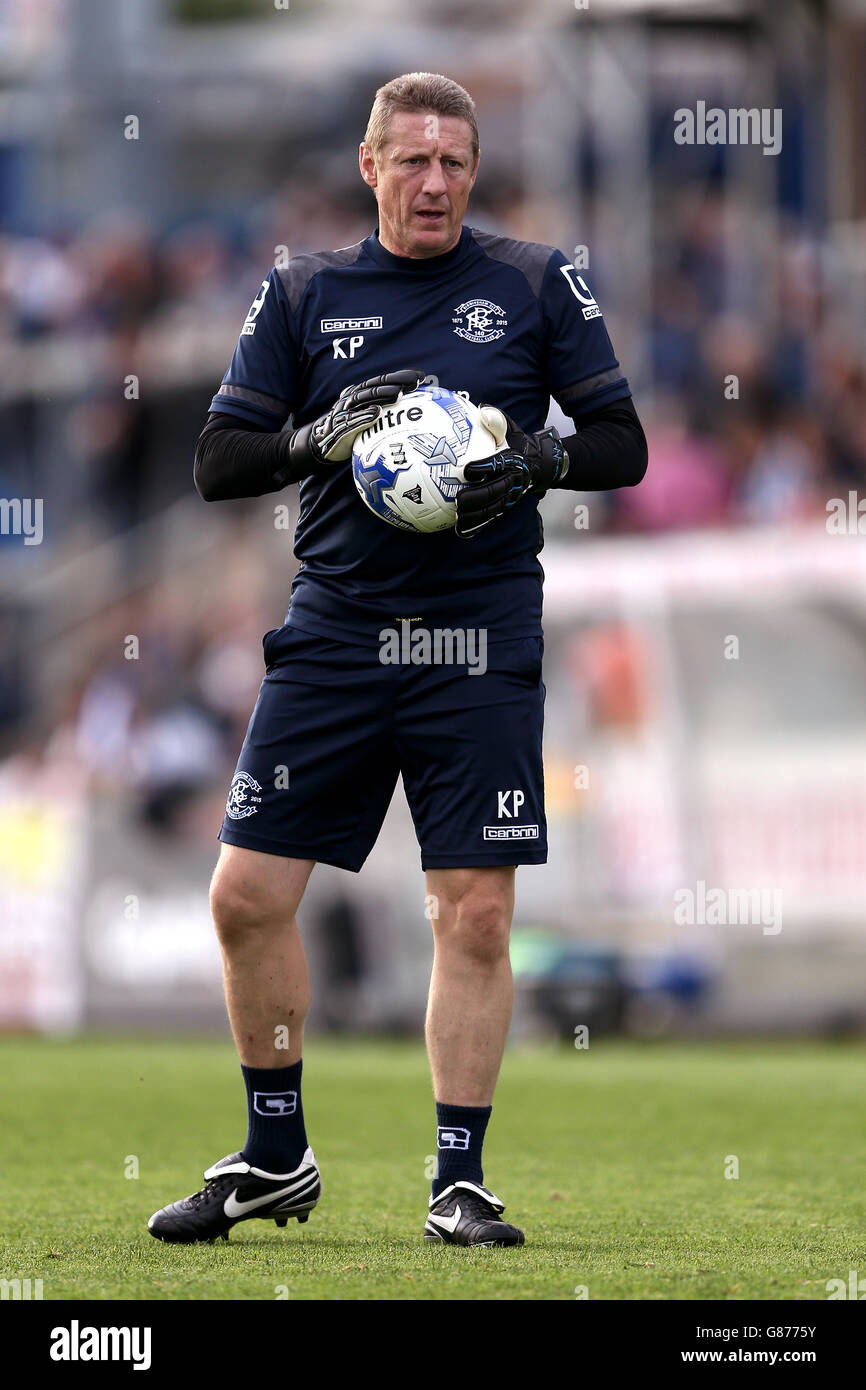 Birmingham city goalkeeping coach kevin poole hi-res stock photography ...