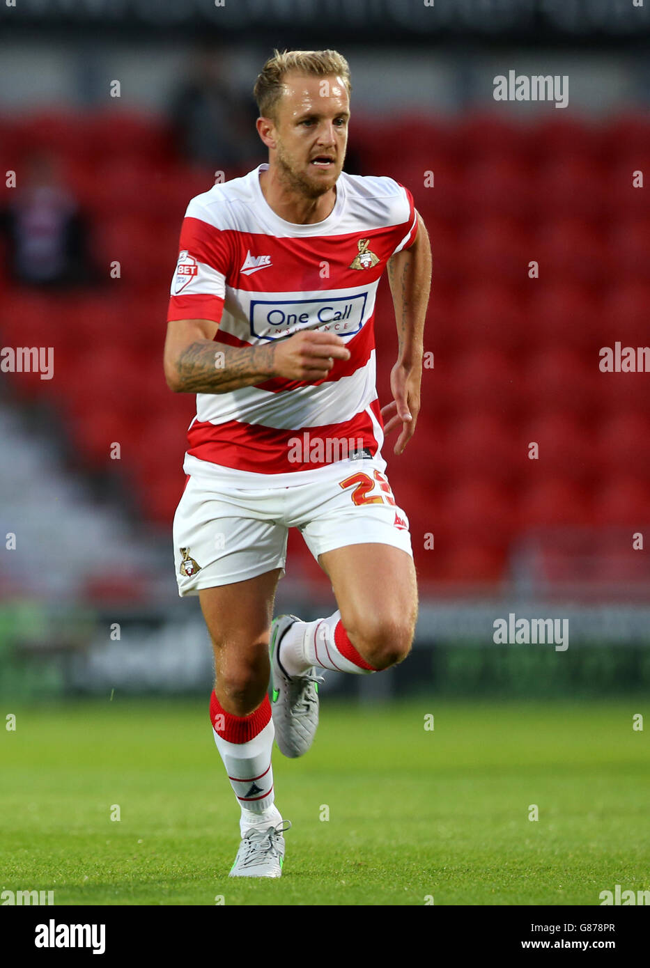 Doncaster rovers badge hi-res stock photography and images - Alamy