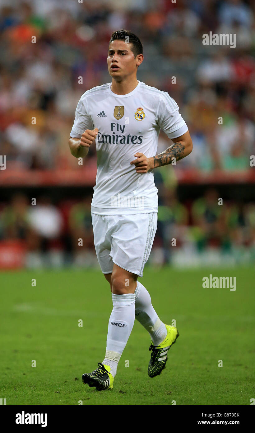 James rodriguez bayern munich hi-res stock photography and images - Alamy