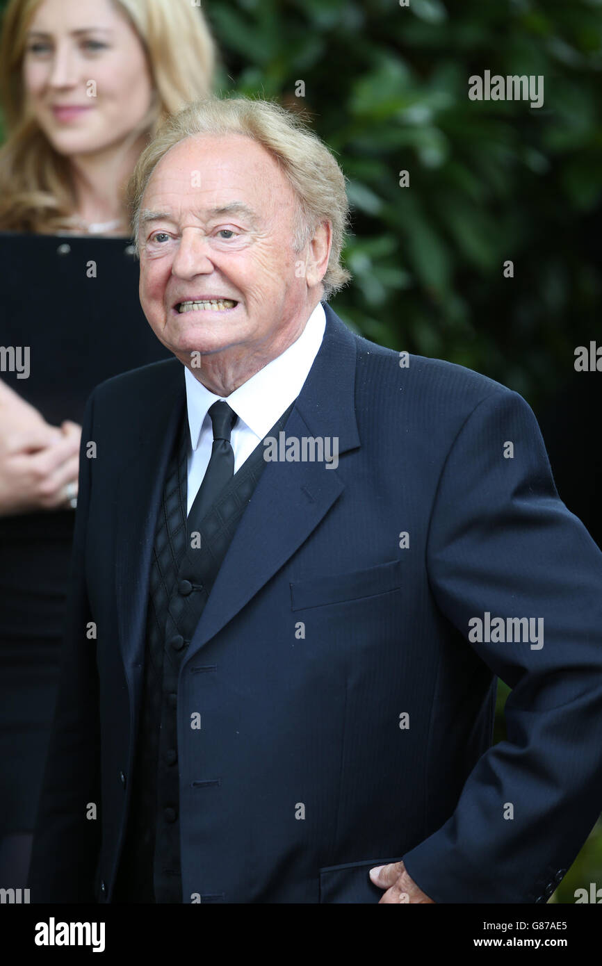 Gerry Marsden arrives for the funeral of Cilla Black at St Mary's ...