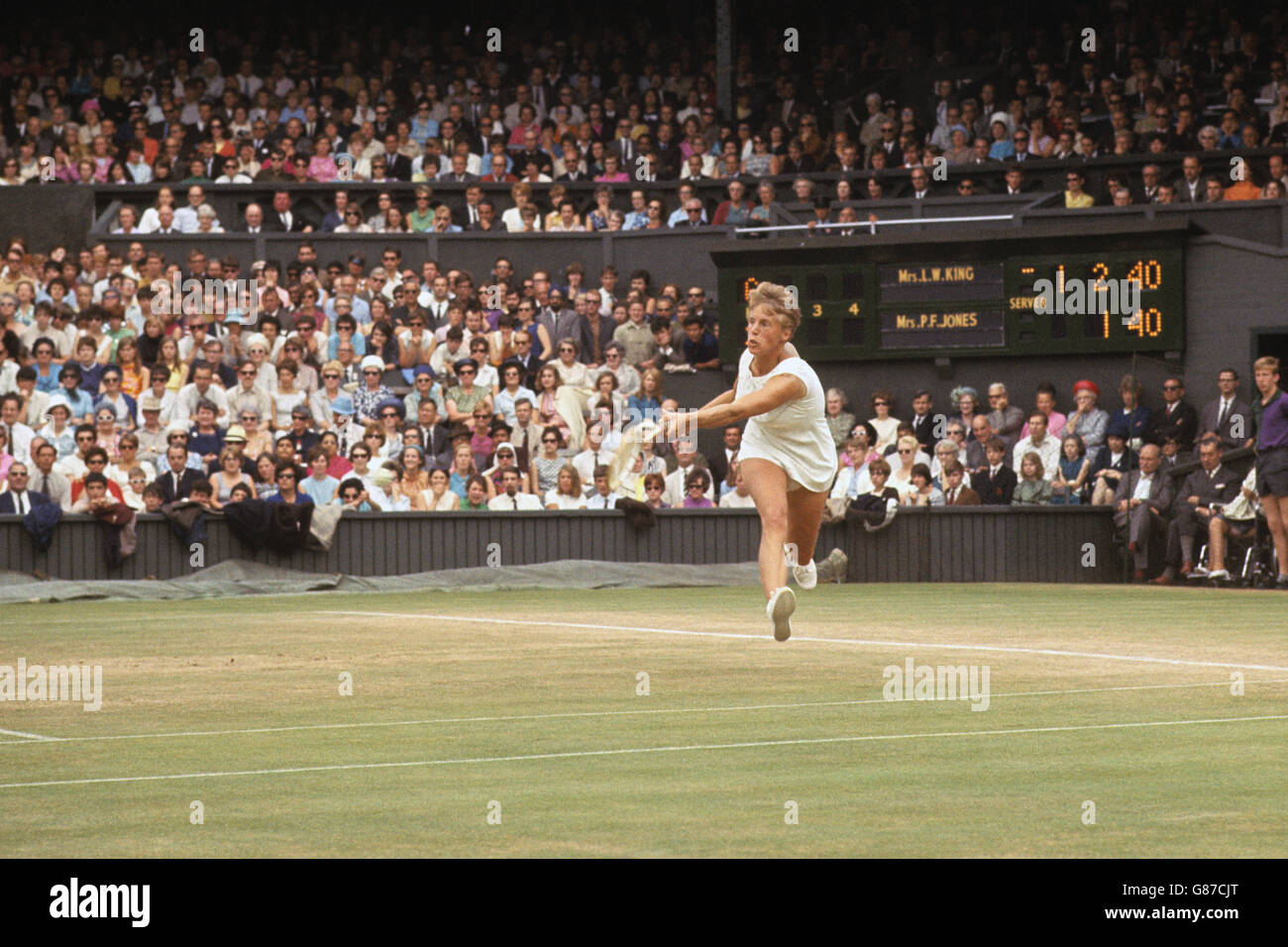 Tennis - Wimbledon Championship 1967 - Ladie's Singles Final - Billie ...