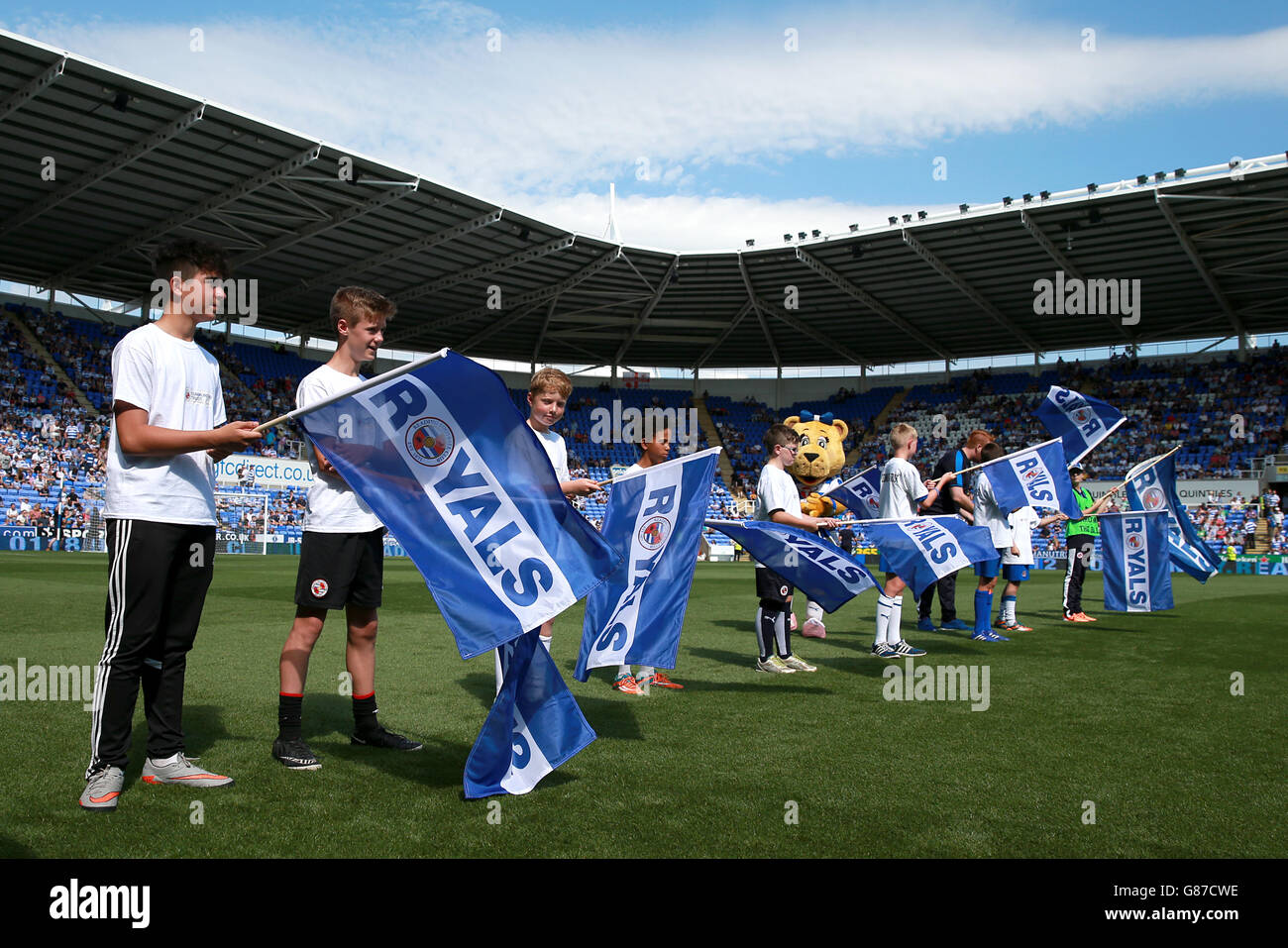 Reading flag bearers prepare to welcome the players out onto the pitch ...