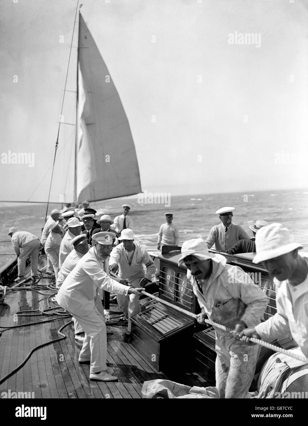 Royal family sailing at cowes hi-res stock photography and images - Alamy