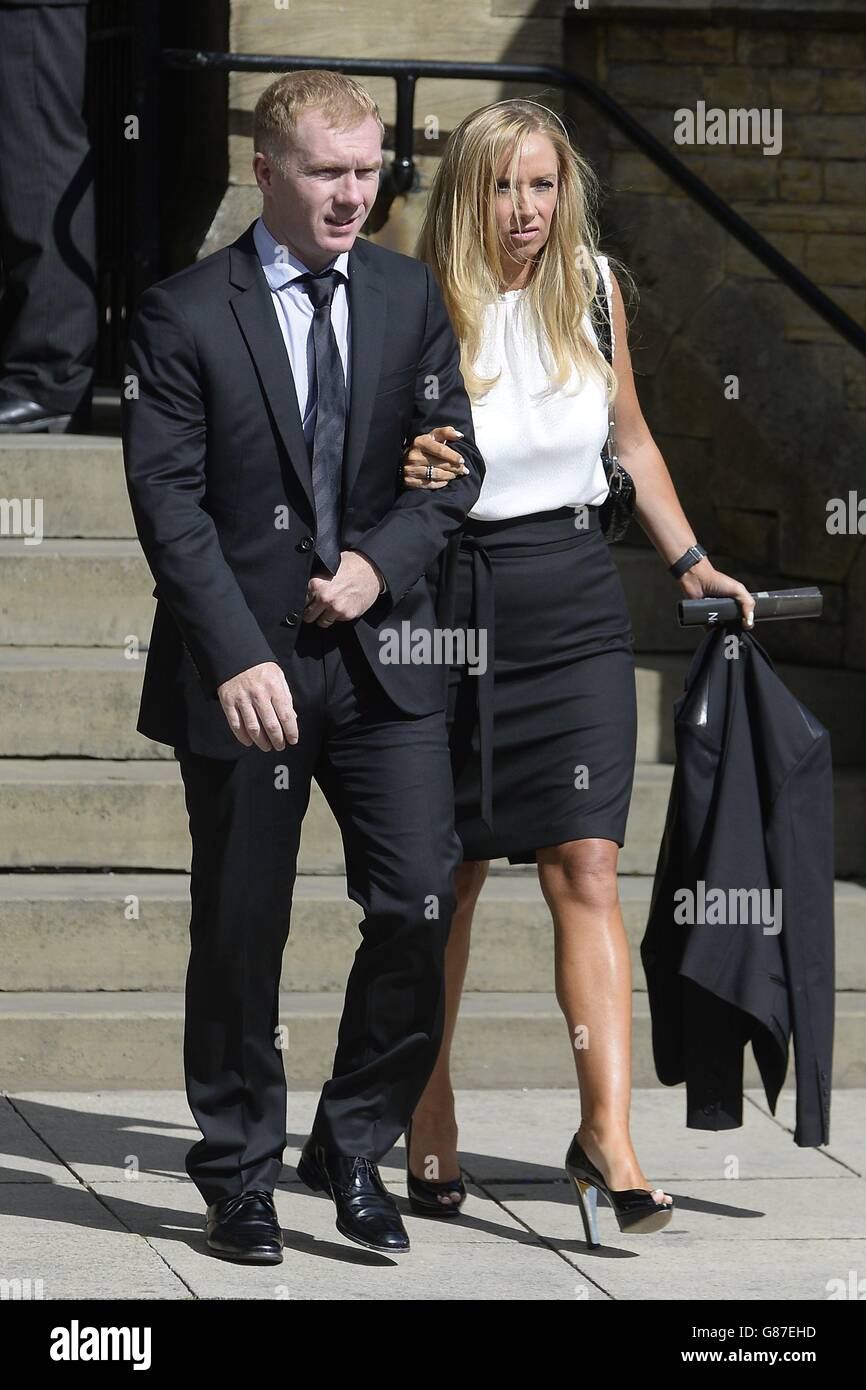 Paul Scholes and his wife Claire Froggatt leave Bury Parish Church in ...