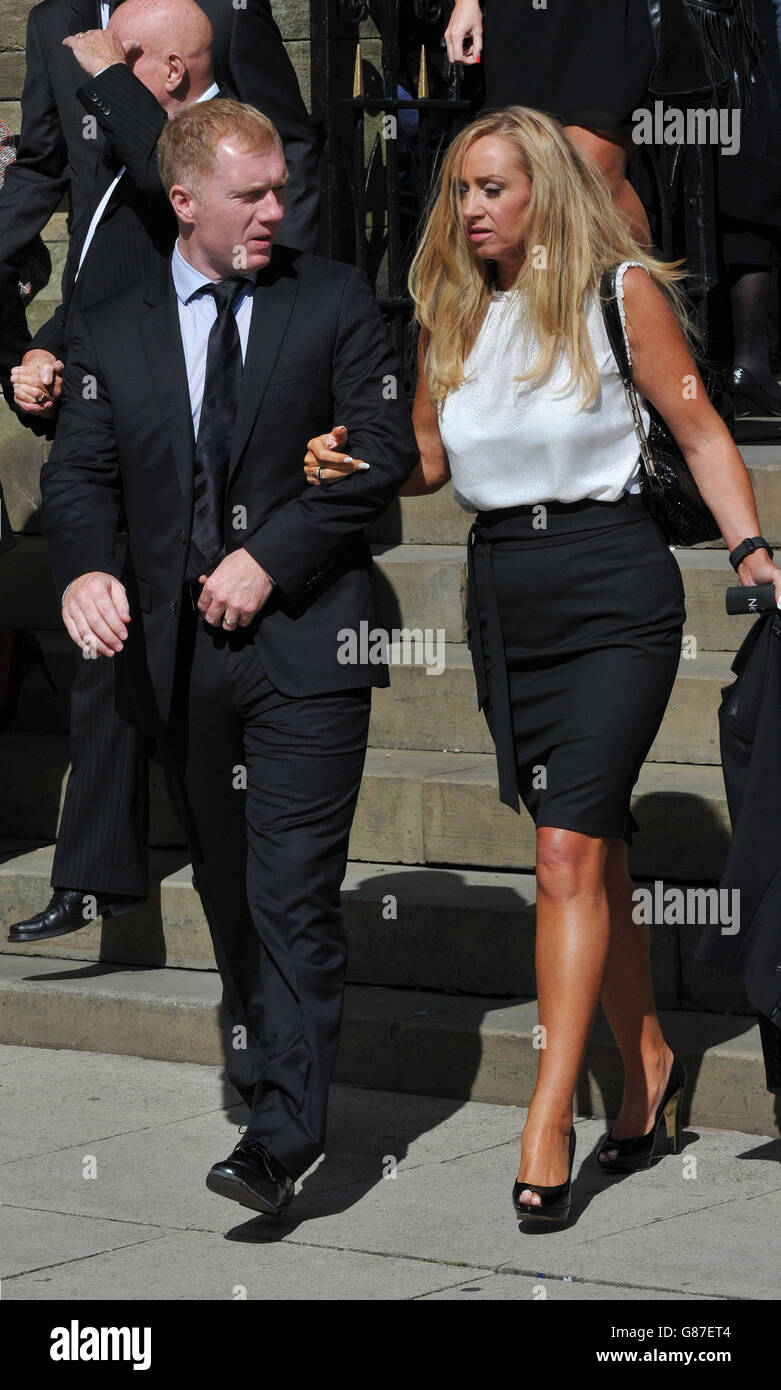 Paul Scholes with his wife Claire Froggatt outside Bury Parish Church ...