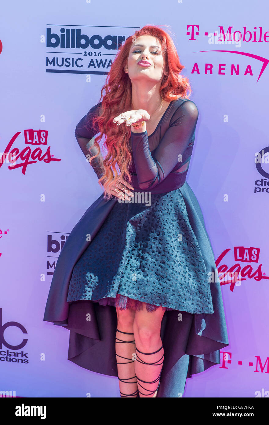 Fashion awards 2016 hi-res stock photography and images - Alamy
