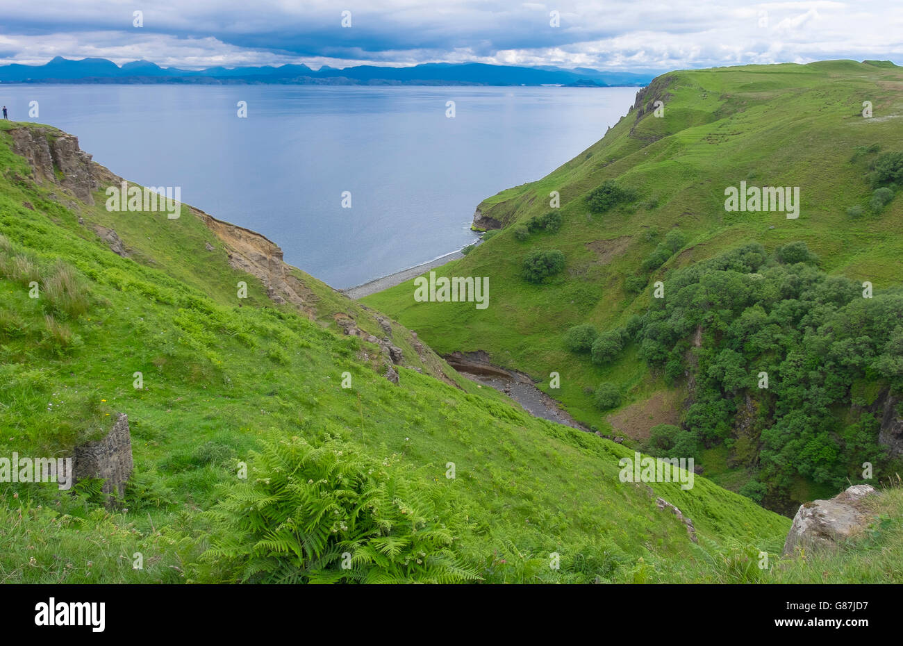 beautiful scene of isle of skye in scotland Stock Photo - Alamy