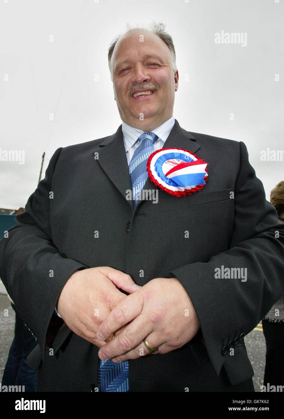 Democratic Unionist Party candidate, David Simpson canvasses for last ...