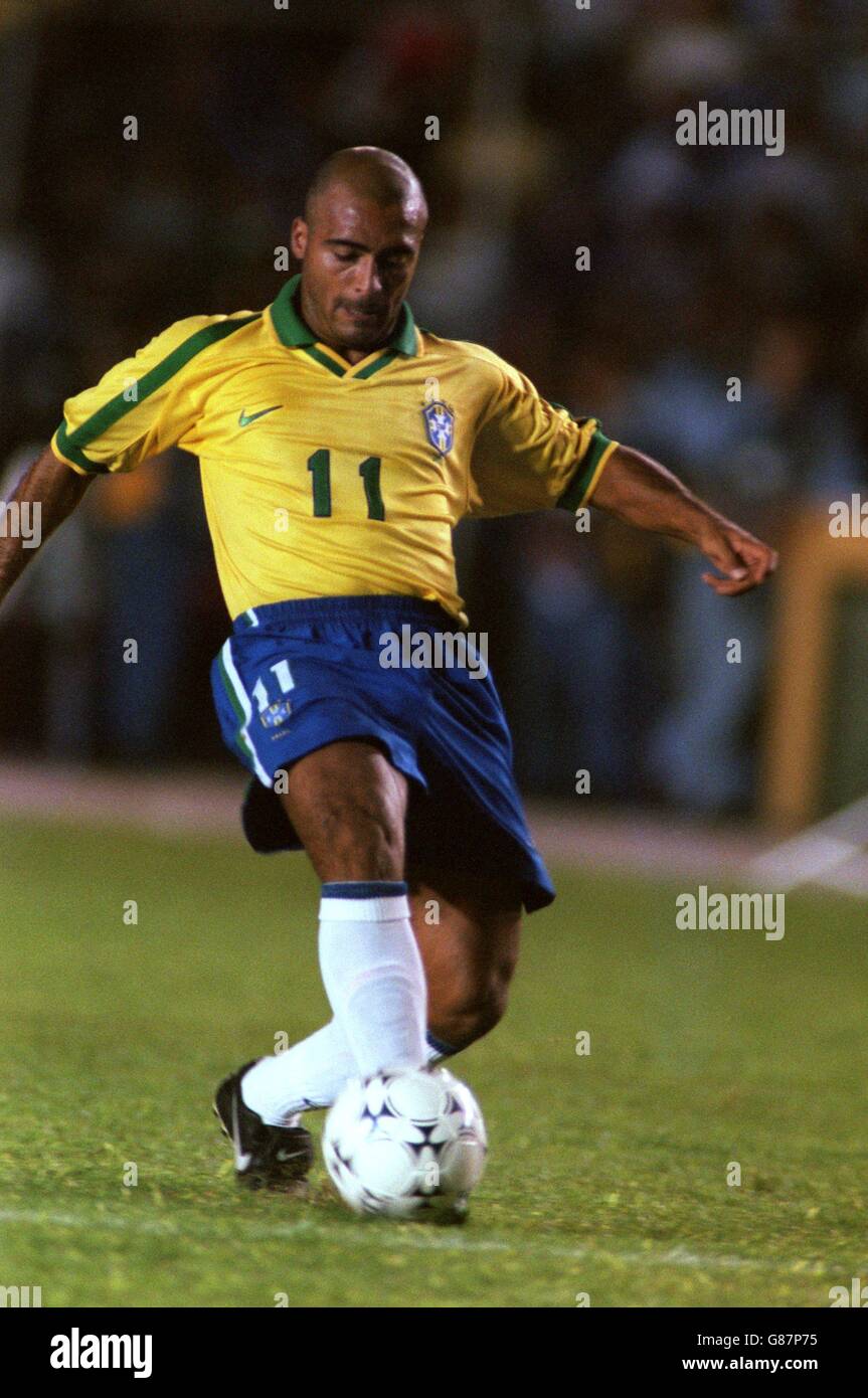 Soccer - Copa America, Brazil v Peru in the Semi Final Stock Photo - Alamy