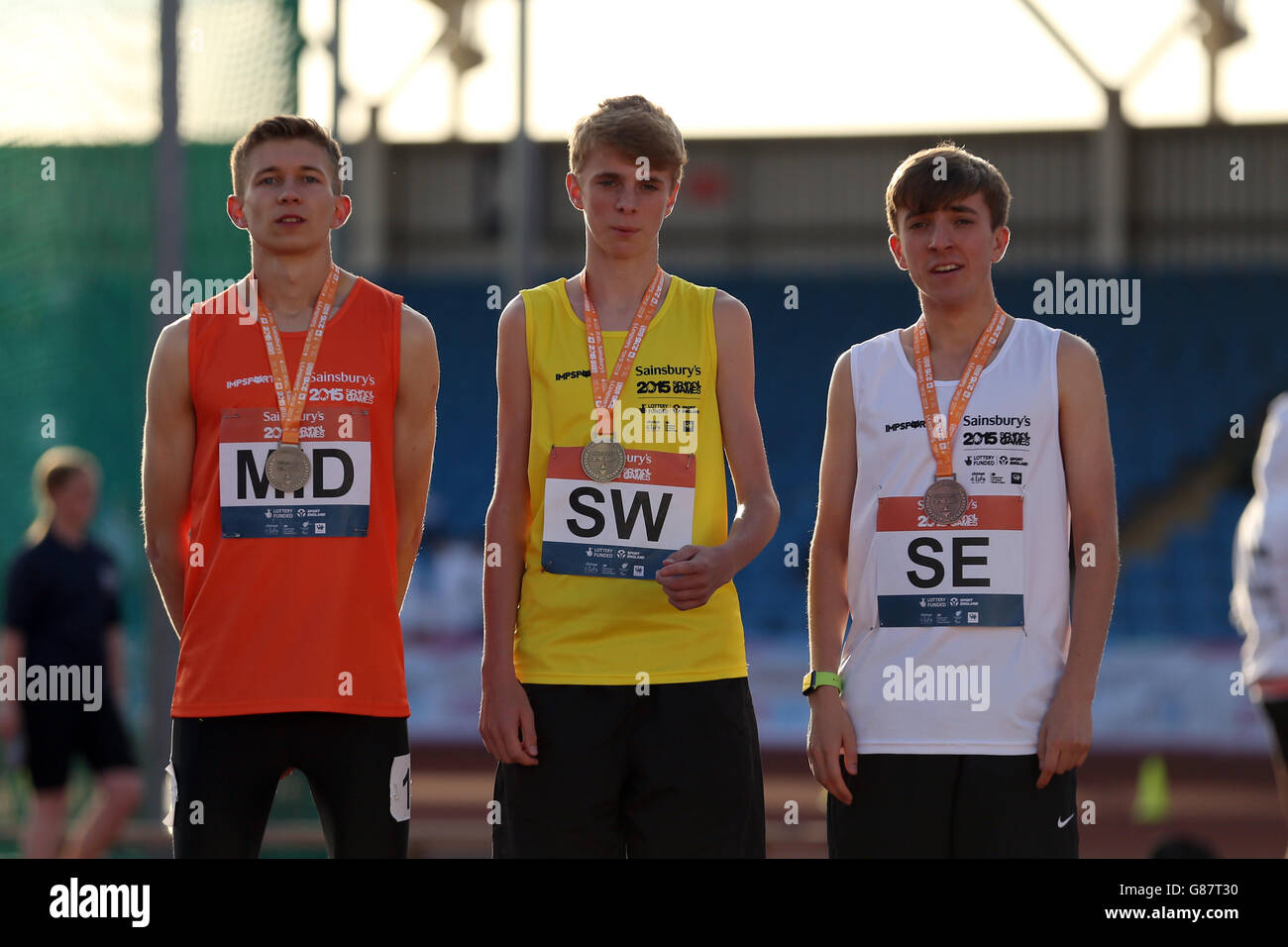 (l-r) England Midlands' Tom Dodd, England South West's Pers Copeland ...