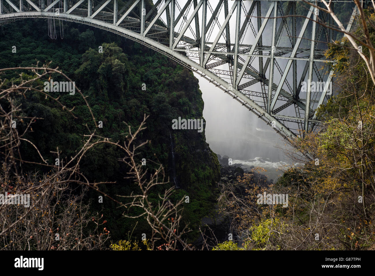 Victoria falls bridge mosi hi-res stock photography and images - Alamy
