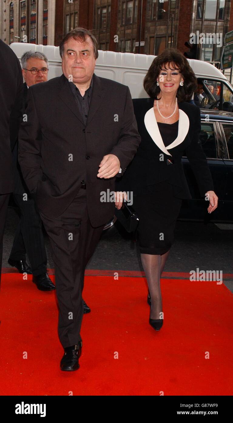 World premiere of billy elliot the musical victoria theatre hi-res ...
