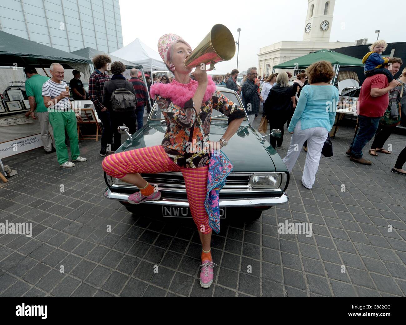 Hailer car hi-res stock photography and images - Alamy