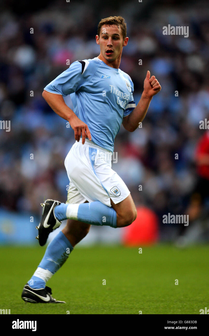 Danny warrender hi-res stock photography and images - Alamy