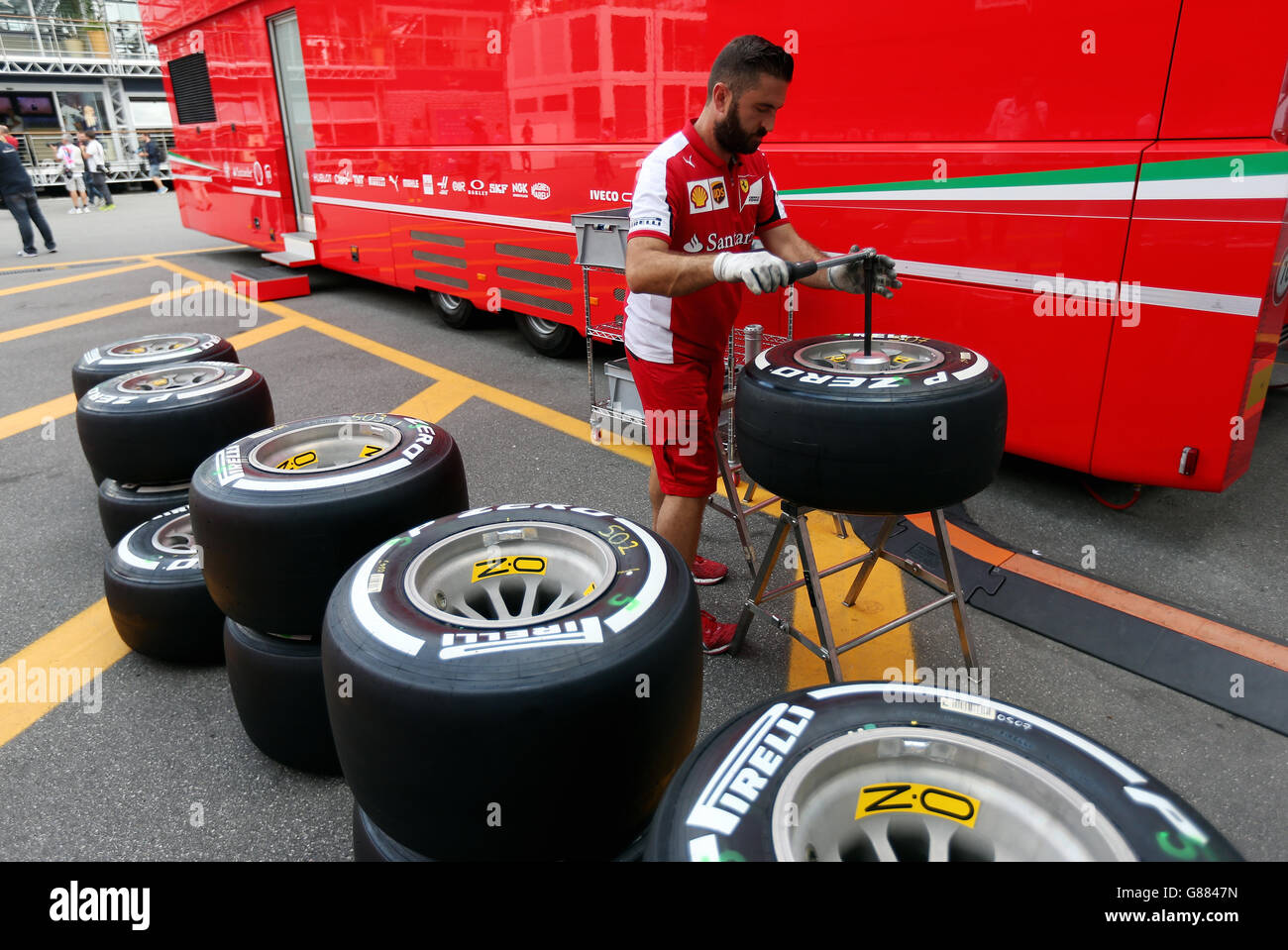 Ferrari mechanic hi-res stock photography and images - Alamy
