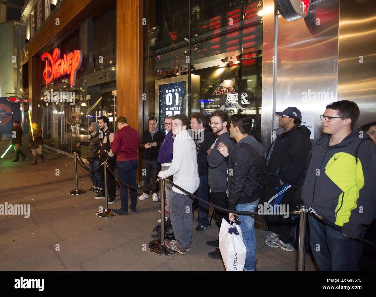 Disney store queue hi-res stock photography and images - Alamy