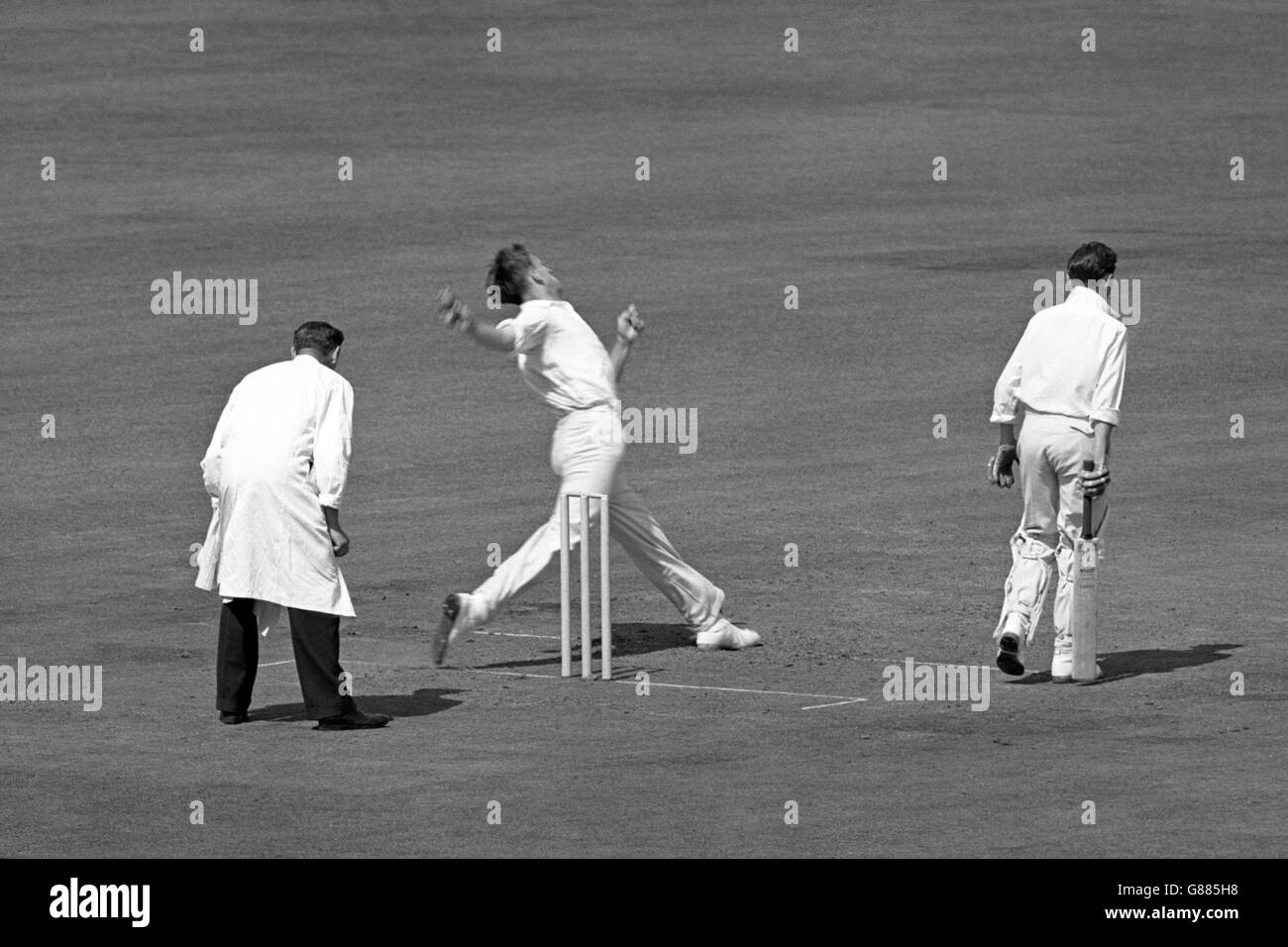 Cricket mcc university match Black and White Stock Photos & Images - Alamy