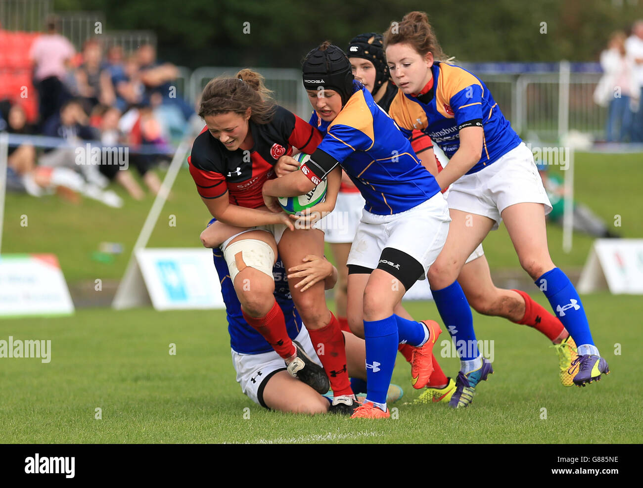 Rugby player action hi-res stock photography and images - Alamy