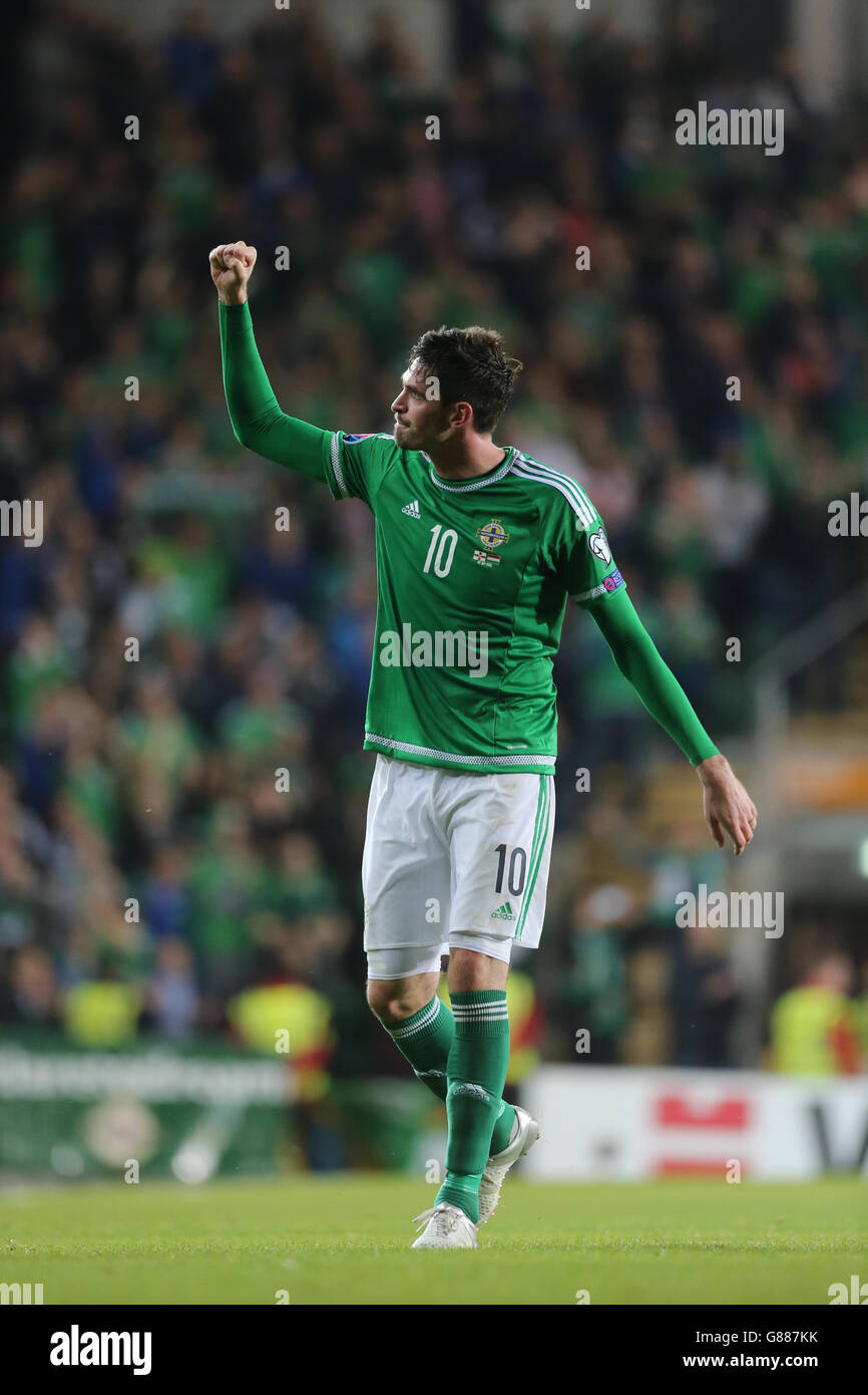 Northern Ireland's Kyle Lafferty salutes the fans after the UEFA ...
