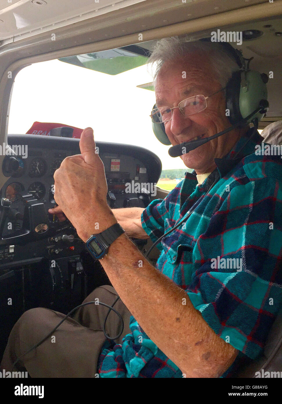 War hero Harry Lloyd, 96, of Kings Heath, Birmingham, who fulfilled a ...