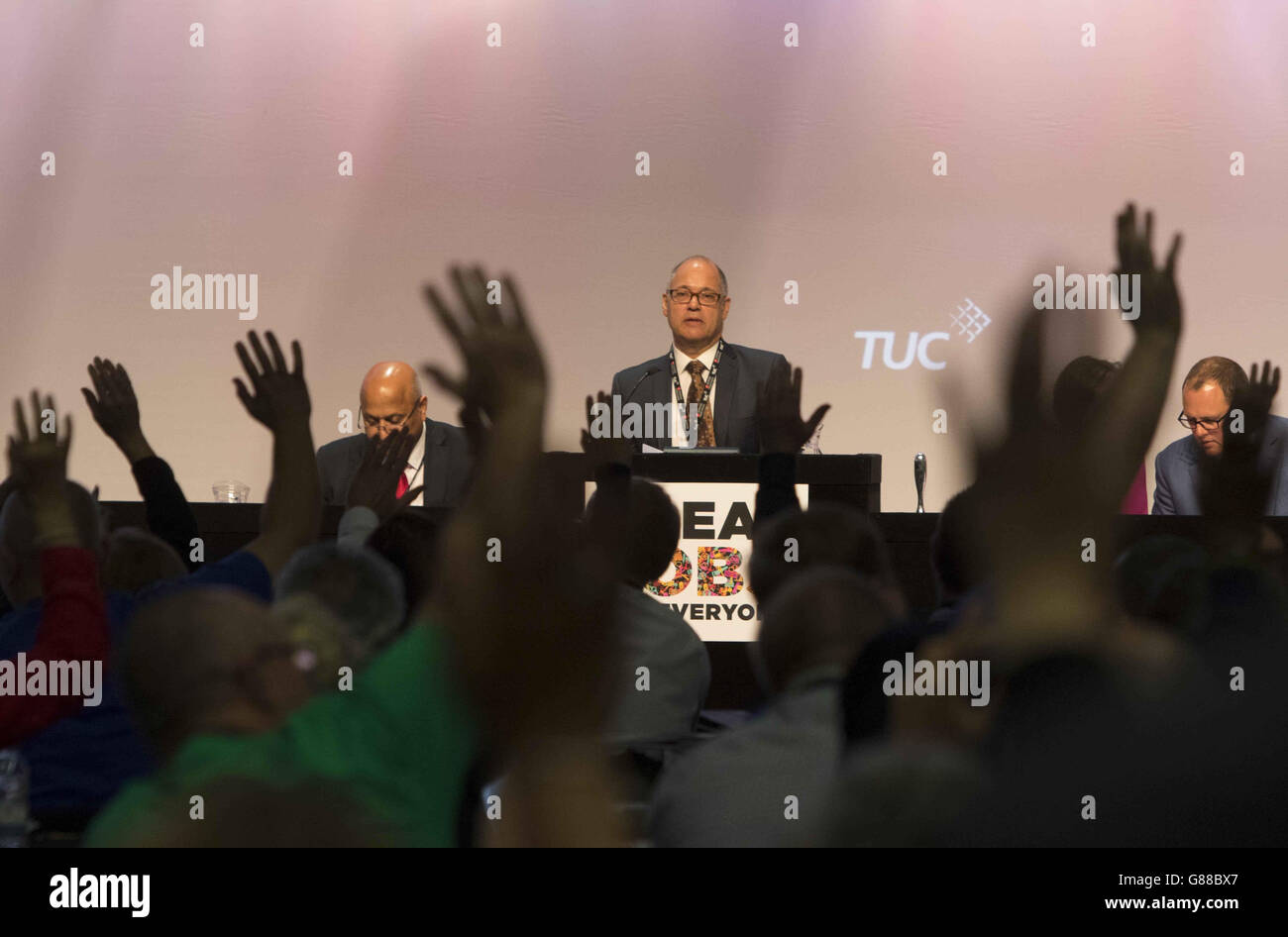 Delegates vote at the tuc congress at the brighton centre hi-res stock ...