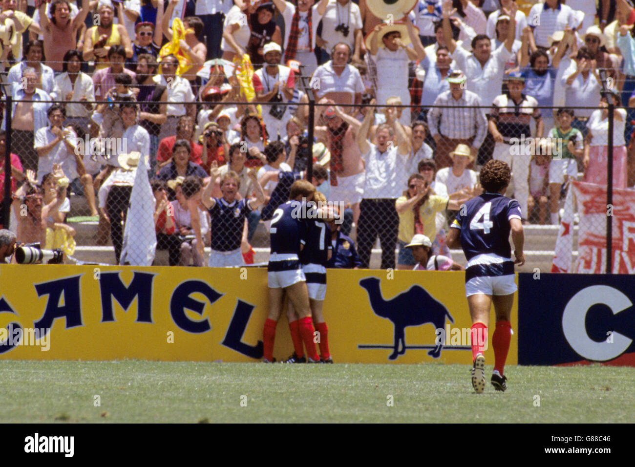 Gordon strachan 1986 hi-res stock photography and images - Alamy