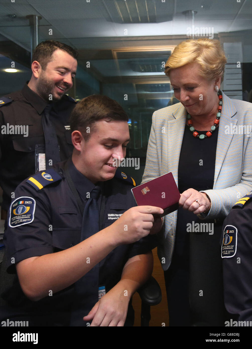 Border control service hi-res stock photography and images - Alamy