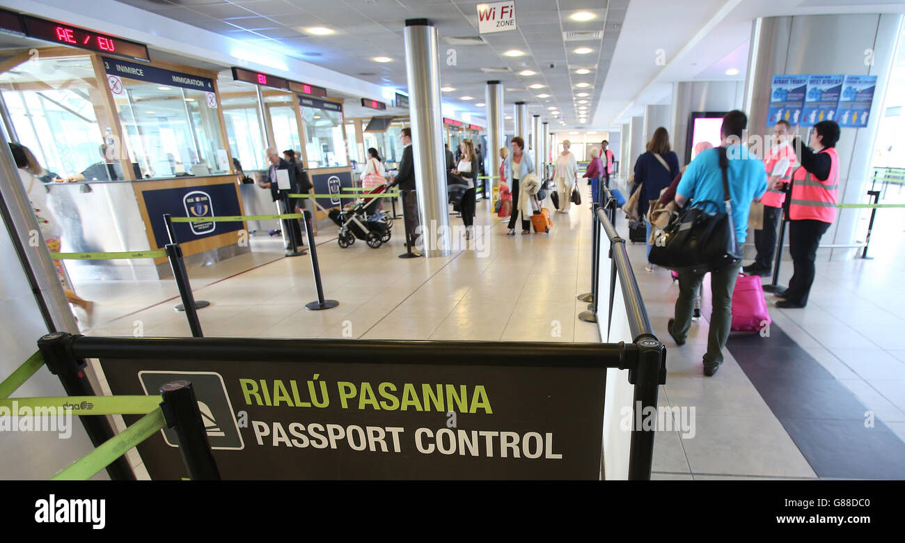 Irish border control changes. A general view of passport control at ...