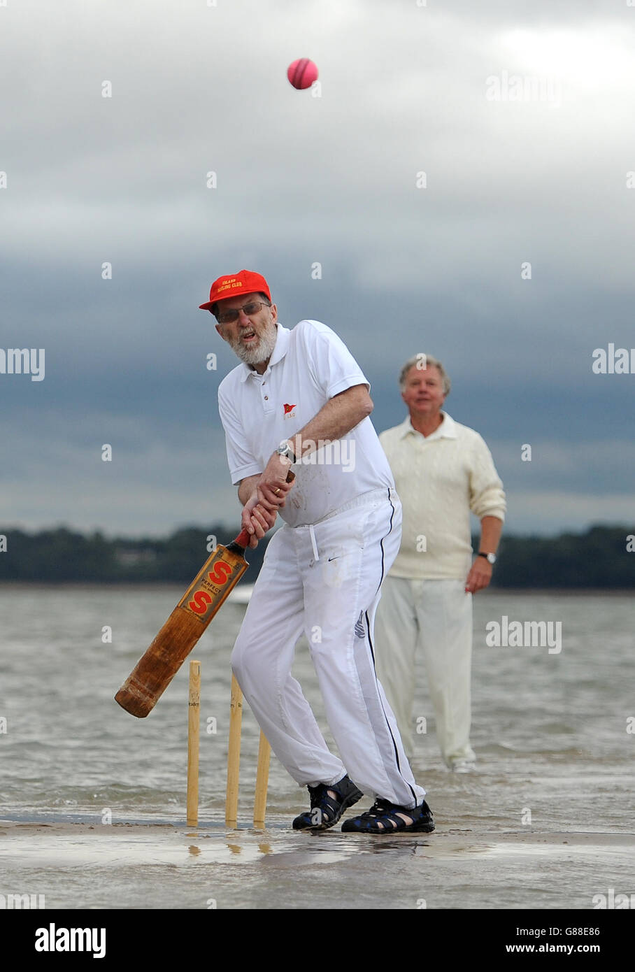 Bramble Bank Cricket Match Stock Photo - Alamy