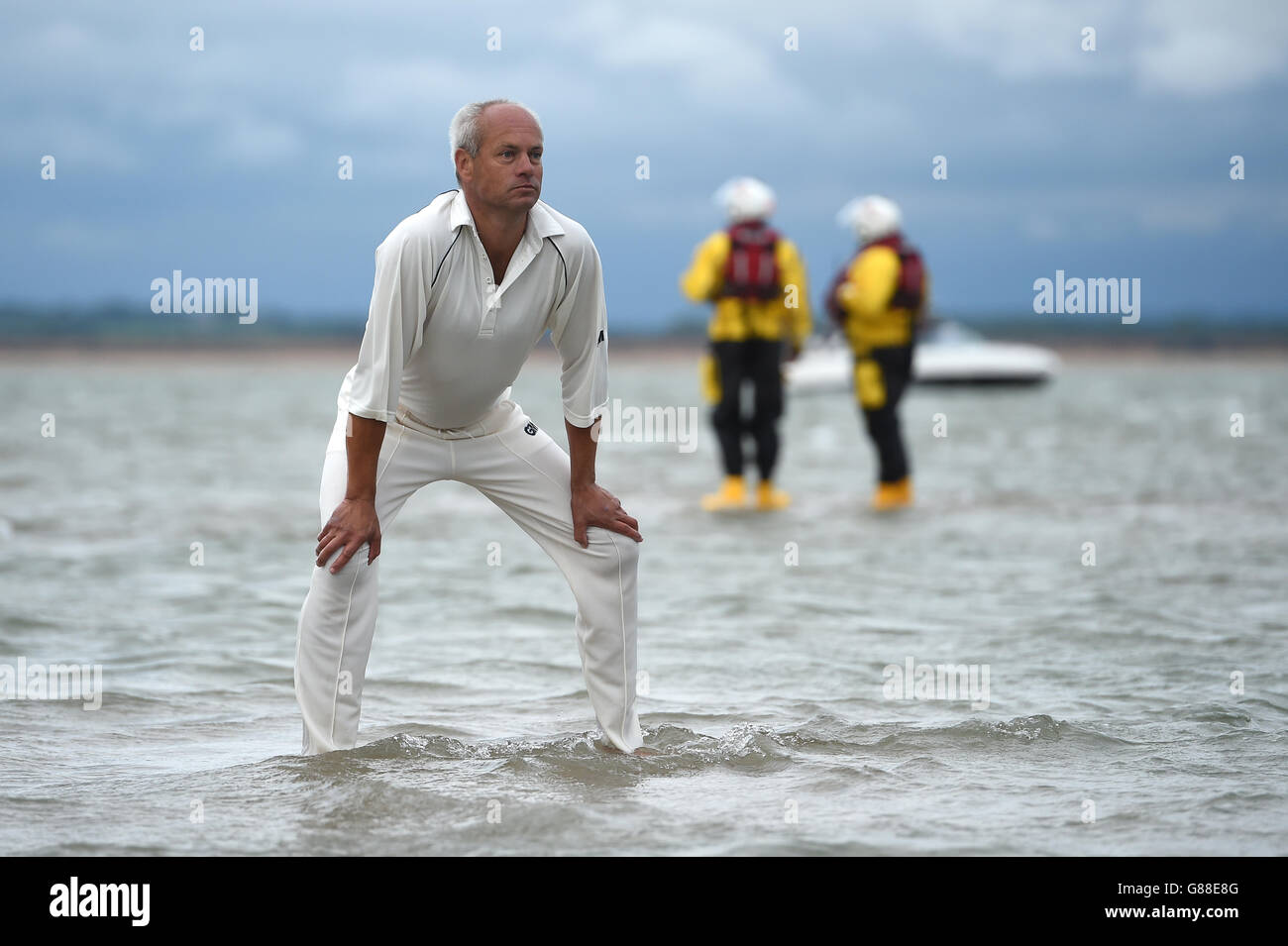Brambles social cricket ampics hi-res stock photography and images - Alamy