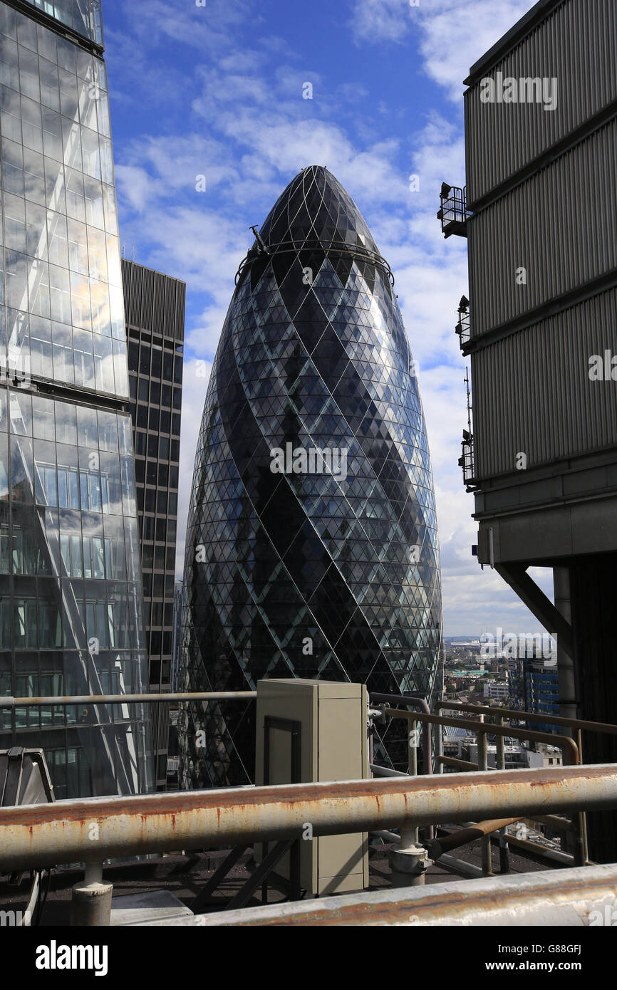 Mary axe or the gherkin viewed roof lloyds london building hi-res stock ...
