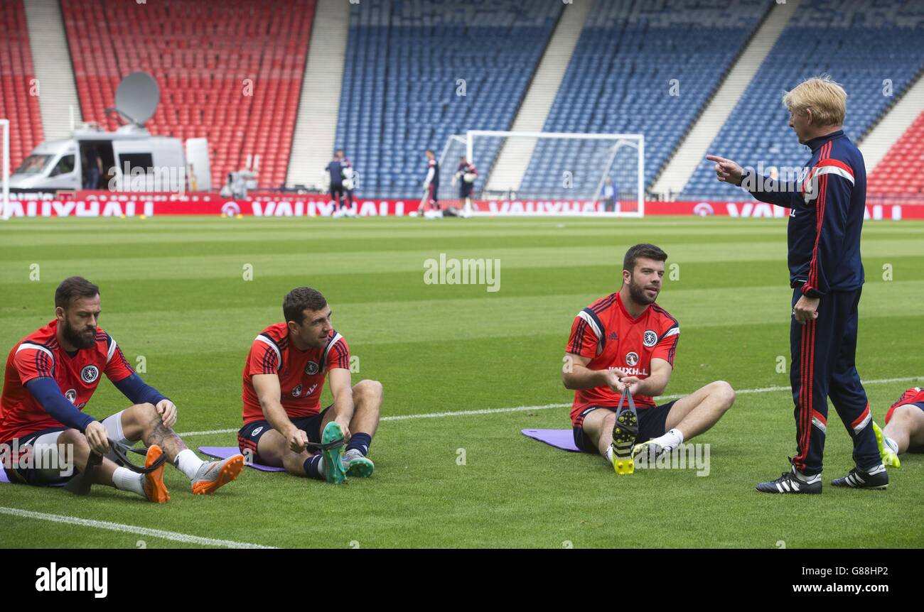 James strachan hi-res stock photography and images - Alamy