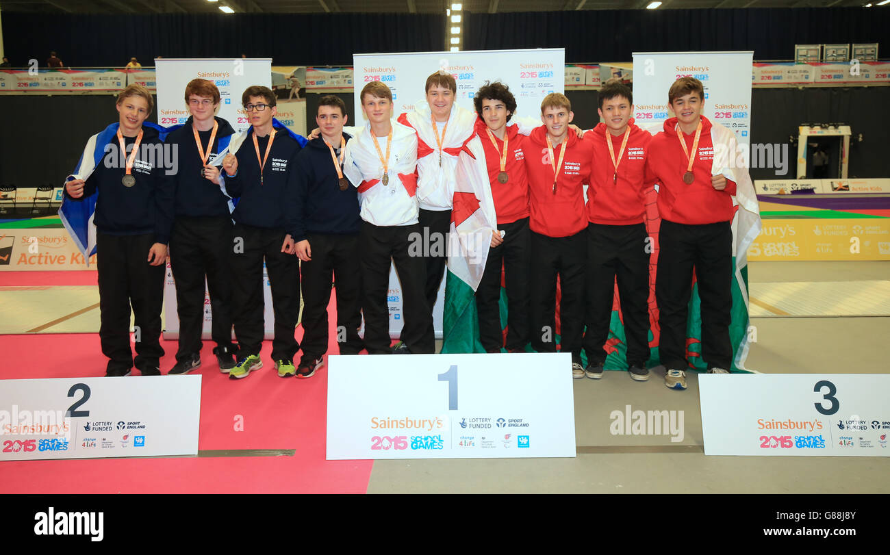 French fencing team sport hi-res stock photography and images - Alamy