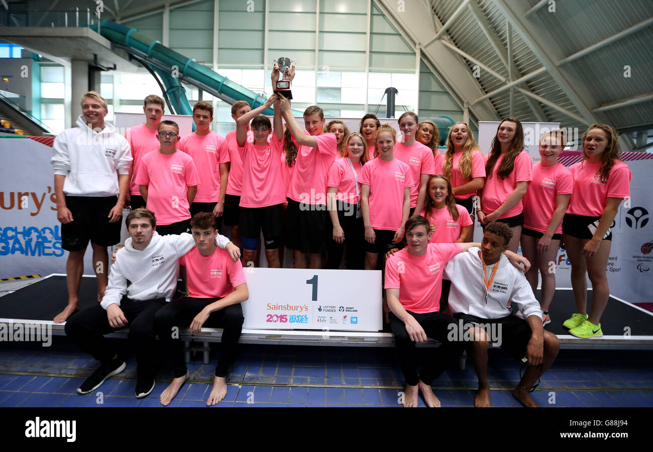 England North team celebrate winning the points table at the Sainsbury ...