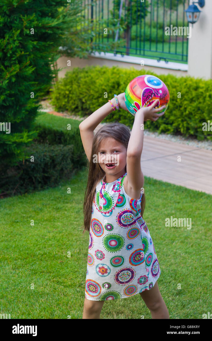 Ball over head hi-res stock photography and images - Alamy
