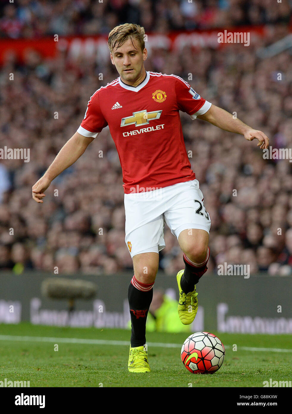 Luke shaw of manchester united hi-res stock photography and images - Alamy