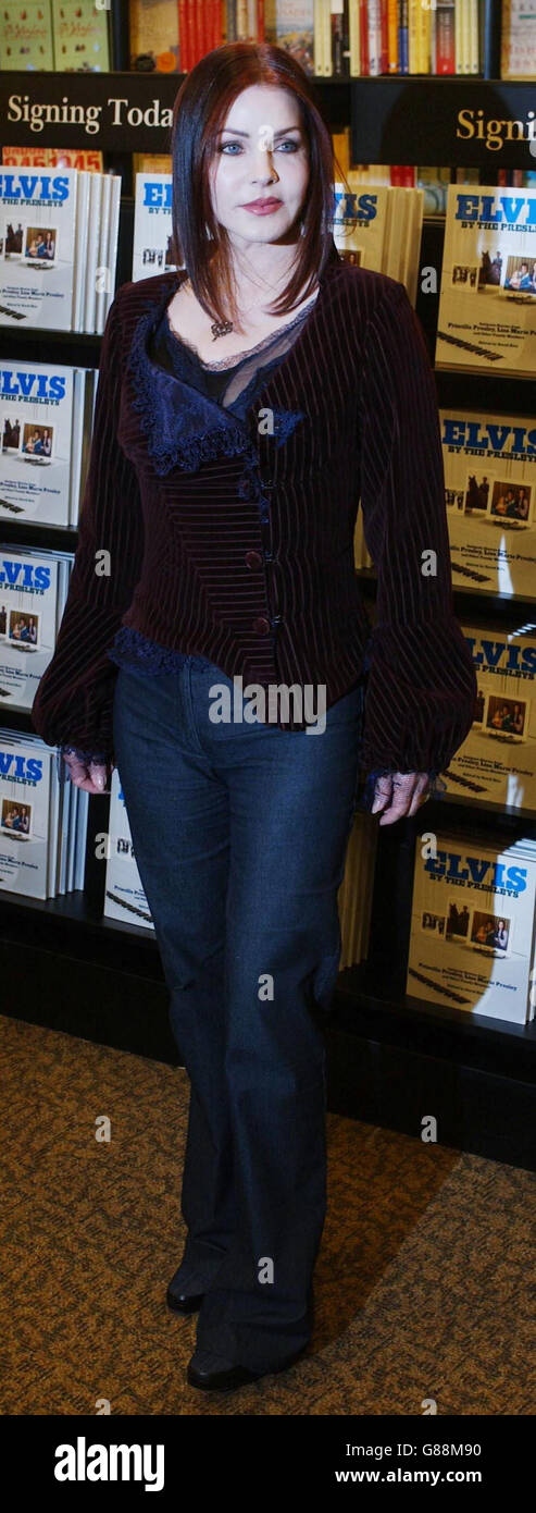 Priscilla Presley Book Signing - Waterstones - Oxford Street Stock ...
