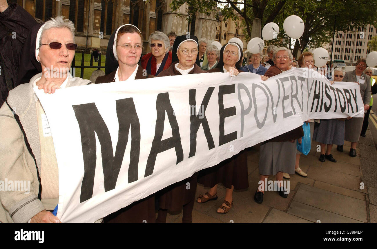 Make Poverty History Demonstration - Westminster Stock Photo - Alamy