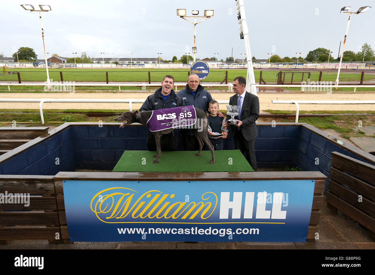 Greyhound Racing - Newcastle Greyhound Stadium Stock Photo - Alamy