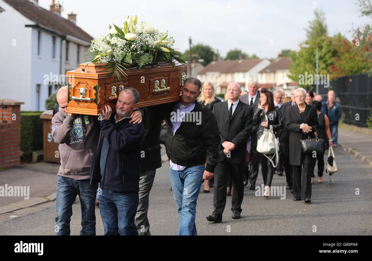 Funeral coffin bearers hi-res stock photography and images - Alamy