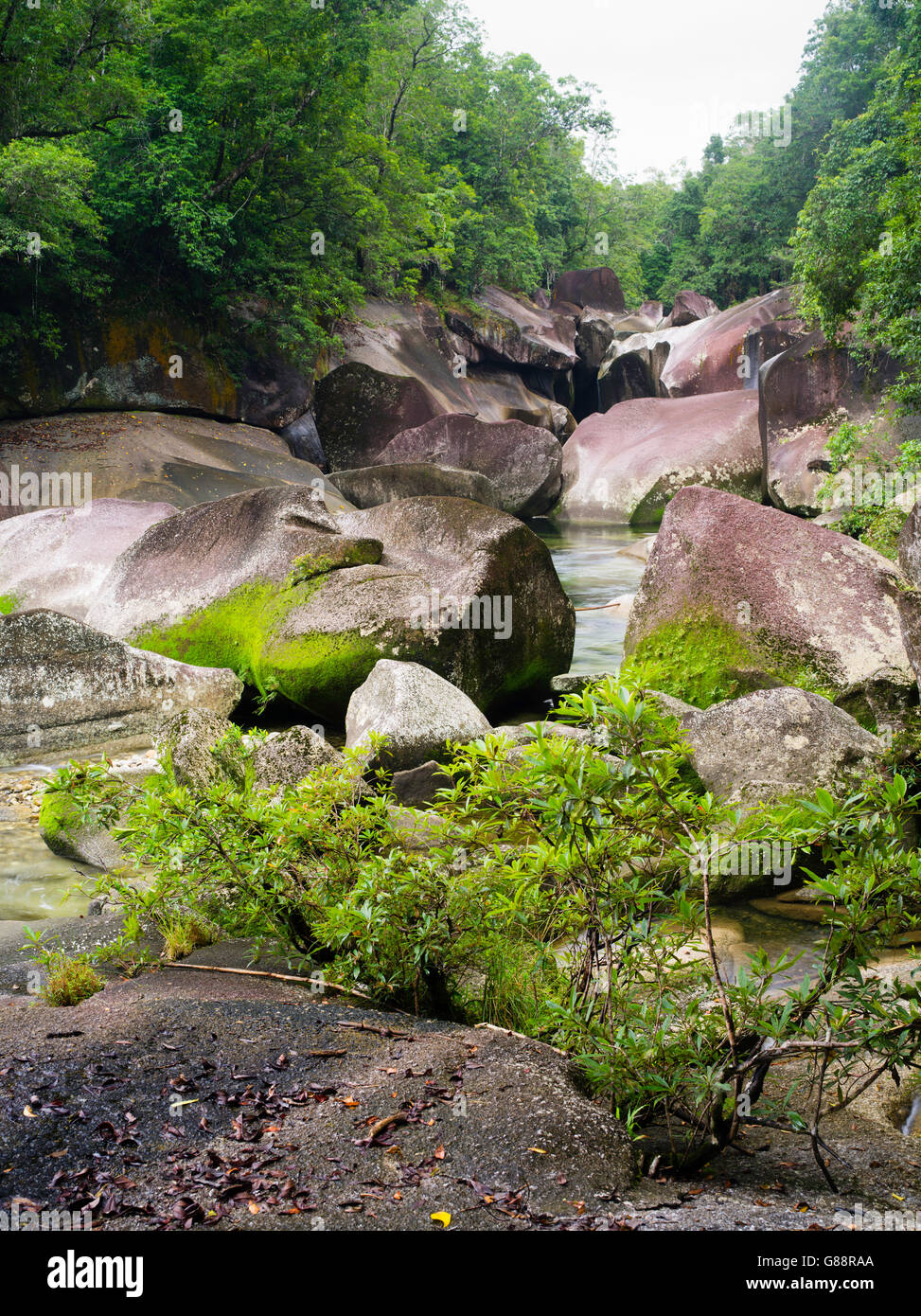 Babinda creek boulders queensland hi-res stock photography and images ...