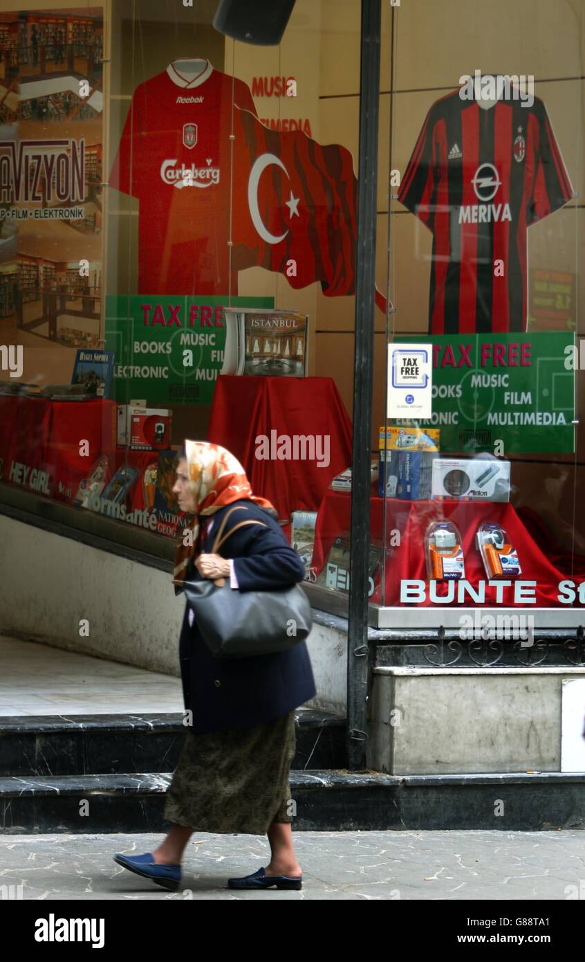 Soccer - UEFA Champions League - Final - AC Milan v Liverpool ...