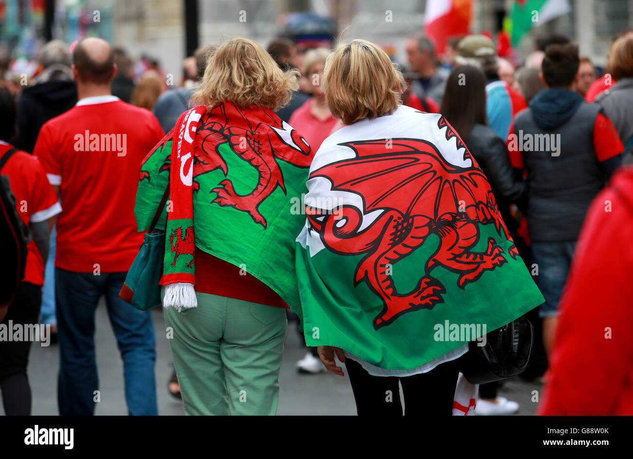 Two flags stadium hi-res stock photography and images - Alamy